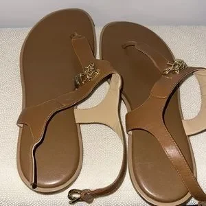 Michael Kors | Shoes | Michael Kors Suki T Strap Thong Locks And Key ...
